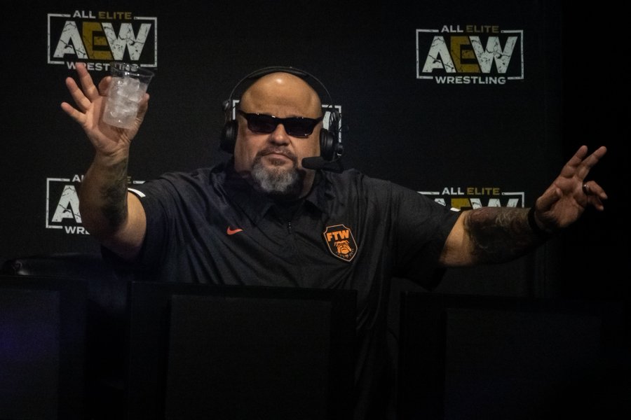 Update on Taz’s shoulder replacement surgery - F4W/WON