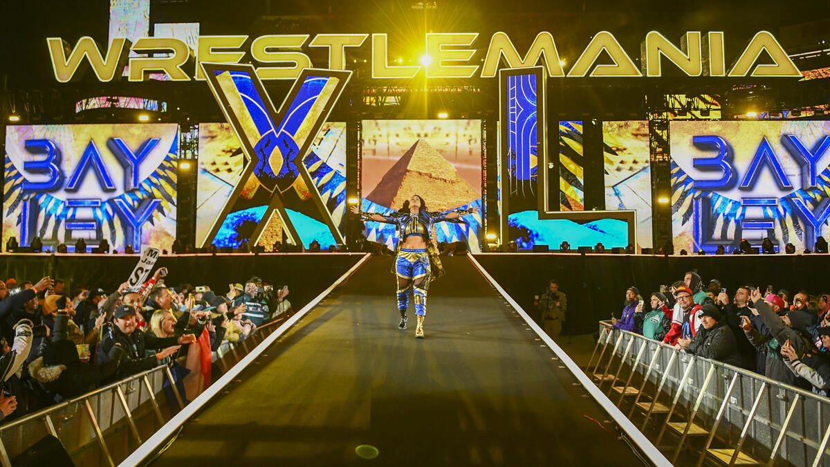 Bayley is ‘so proud’ of Mercedes Mone: ‘Now I get to be a fan’ - F4W/WON
