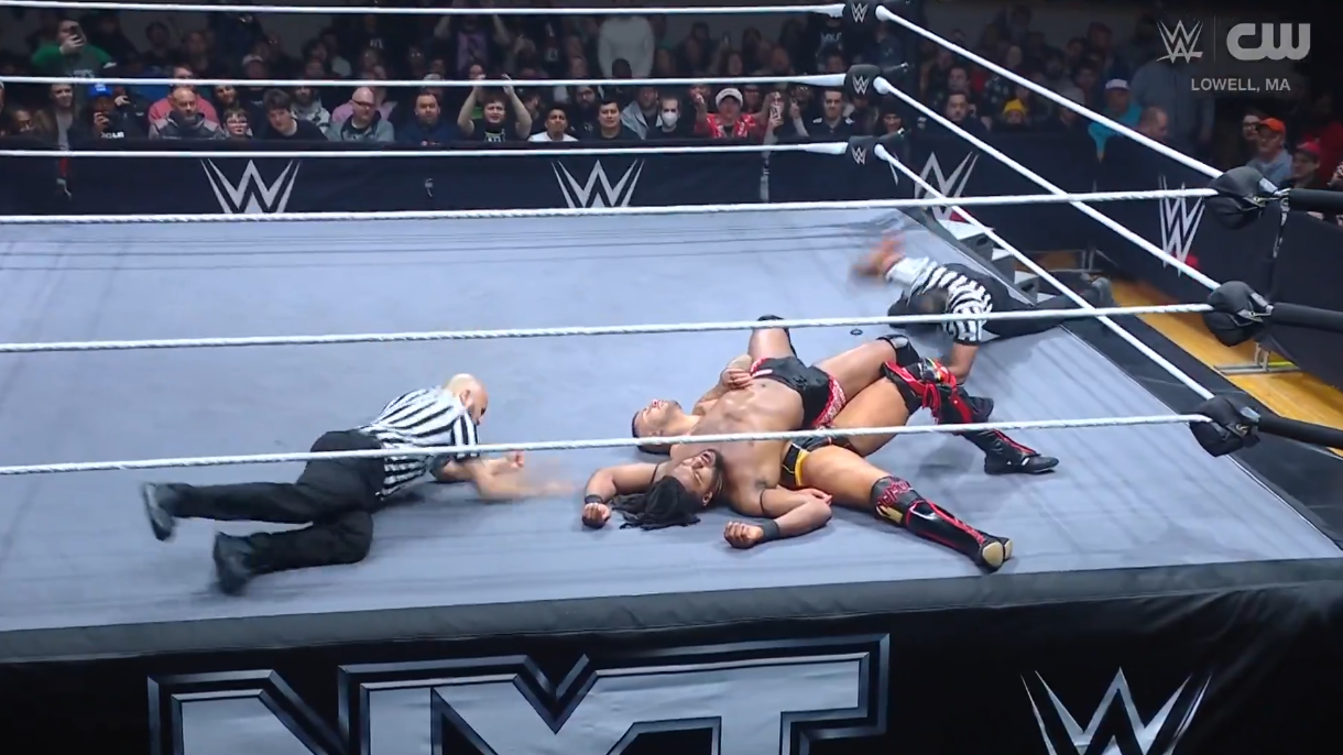 WWE NXT Championship match ends in double pin - F4W/WON