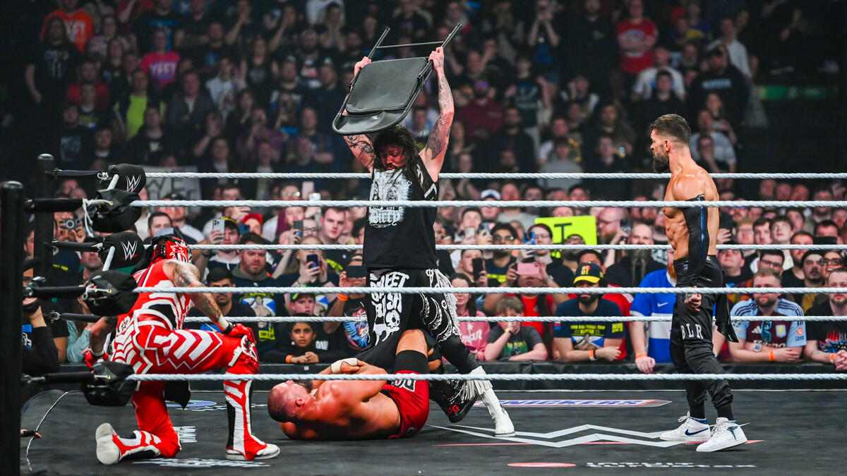 Penta & Bron Breakker vs. Judgment Day, New Day match set for WWE Raw ...