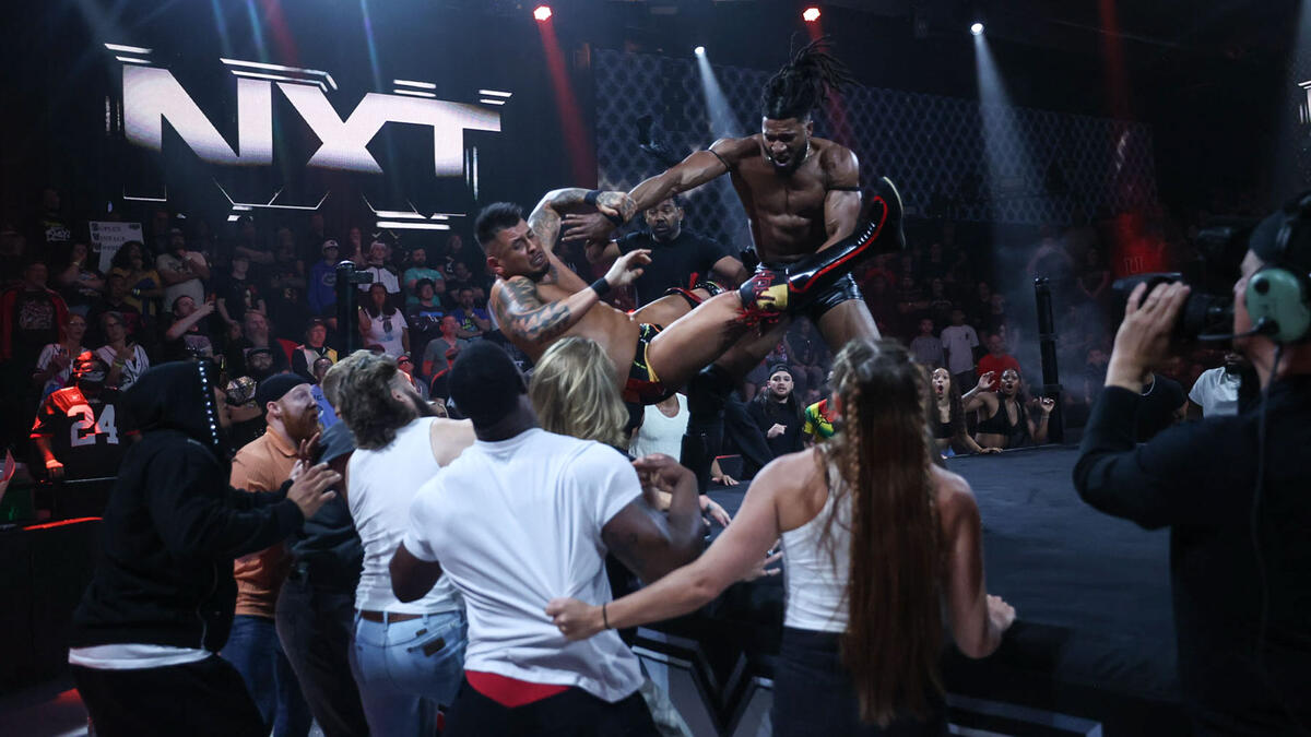 Daily Update: AEW Dynamite, Billy Corgan, Chris Bey - F4W/WON