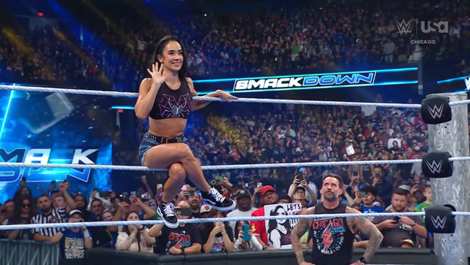 WWE News: AJ Lee signs new WWE contract - F4W/WON