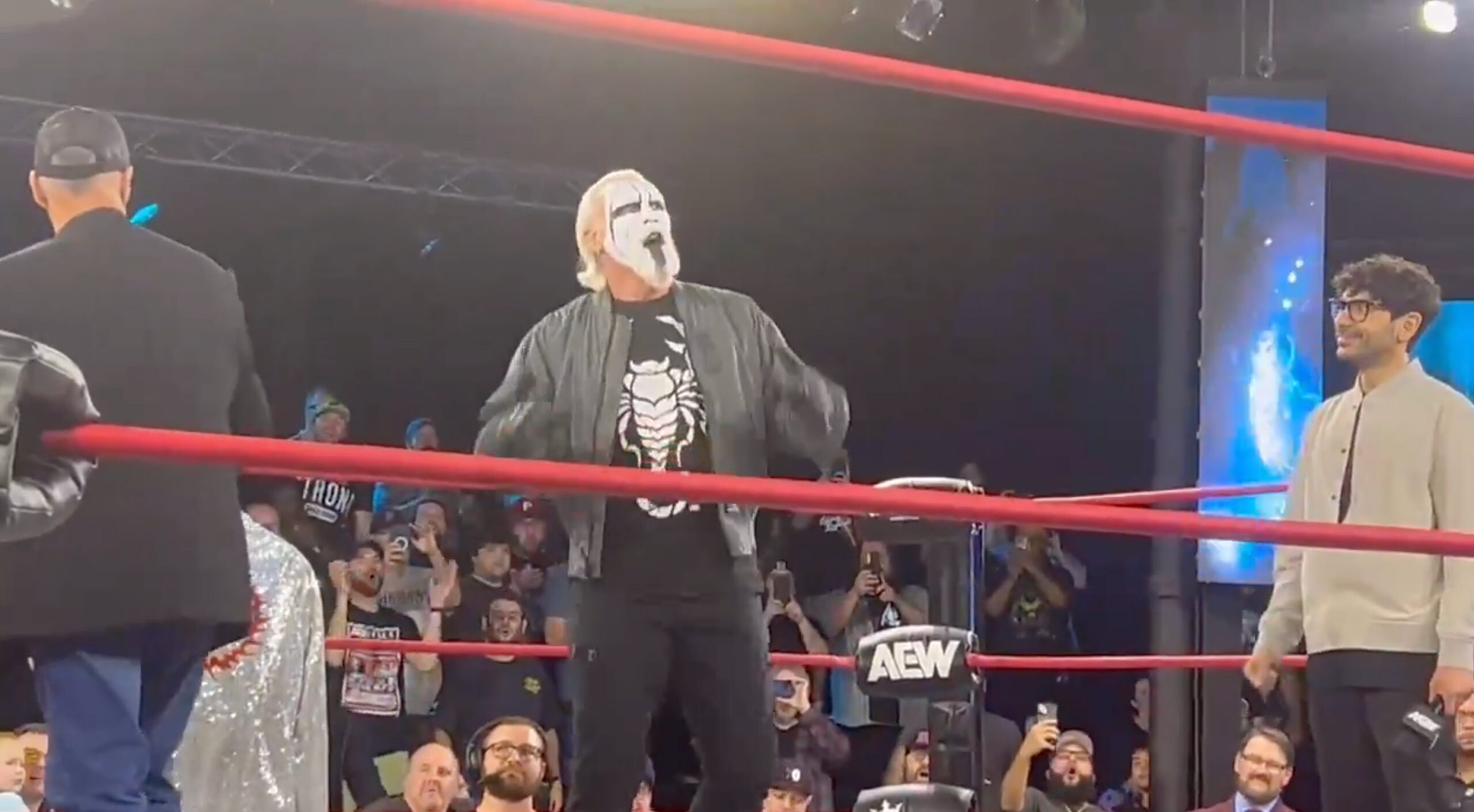 AEW News: WCW icon makes surprise 2300 Arena debut - F4W/WON